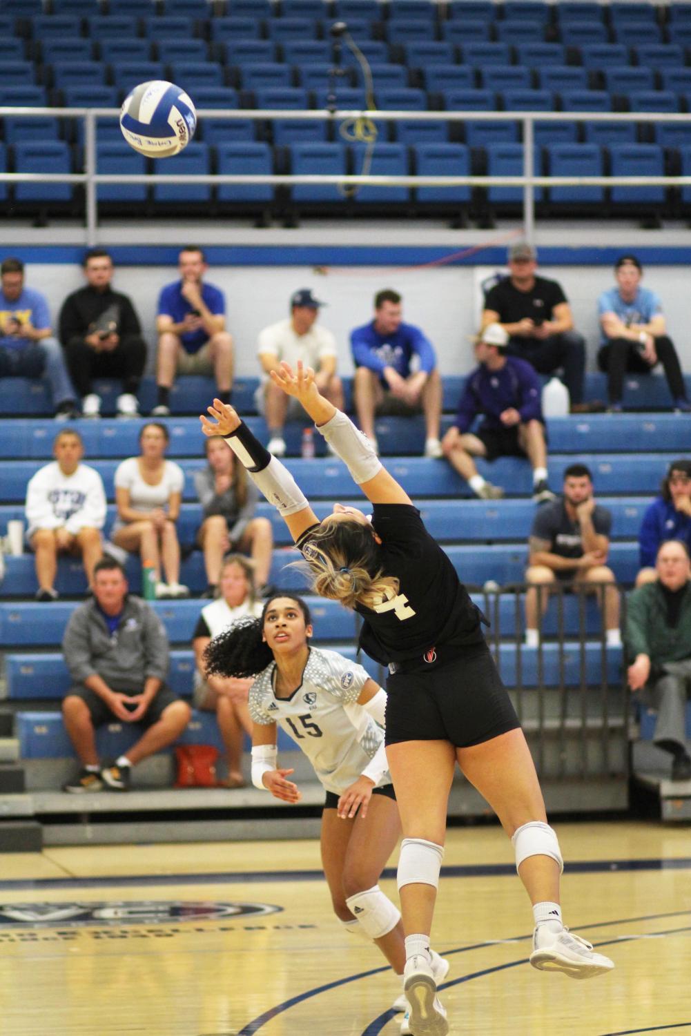 Volleyball team now tied for third in OVC after defeating Southern ...